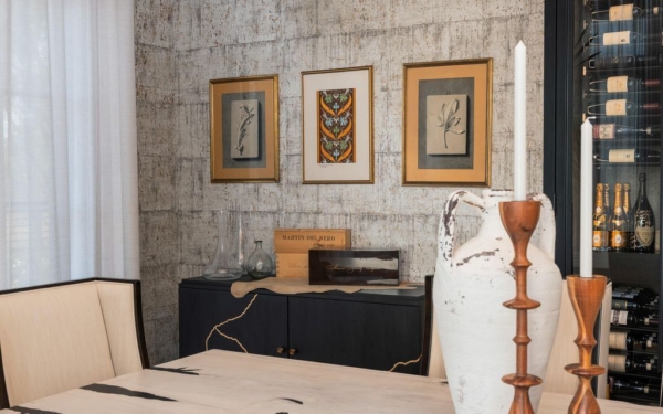 Iconic 2020 Estate with Resort-Style Amenities and Spectacular Design ...