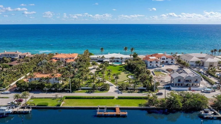Ocean's Embrace: Luxurious $39.5 Million Waterfront Haven in Manalapan ...