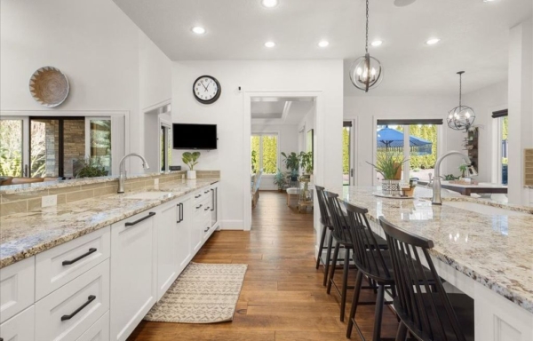 Exclusive Forest Highlands Estate: Luxury Living at $2,998,000 in Oregon