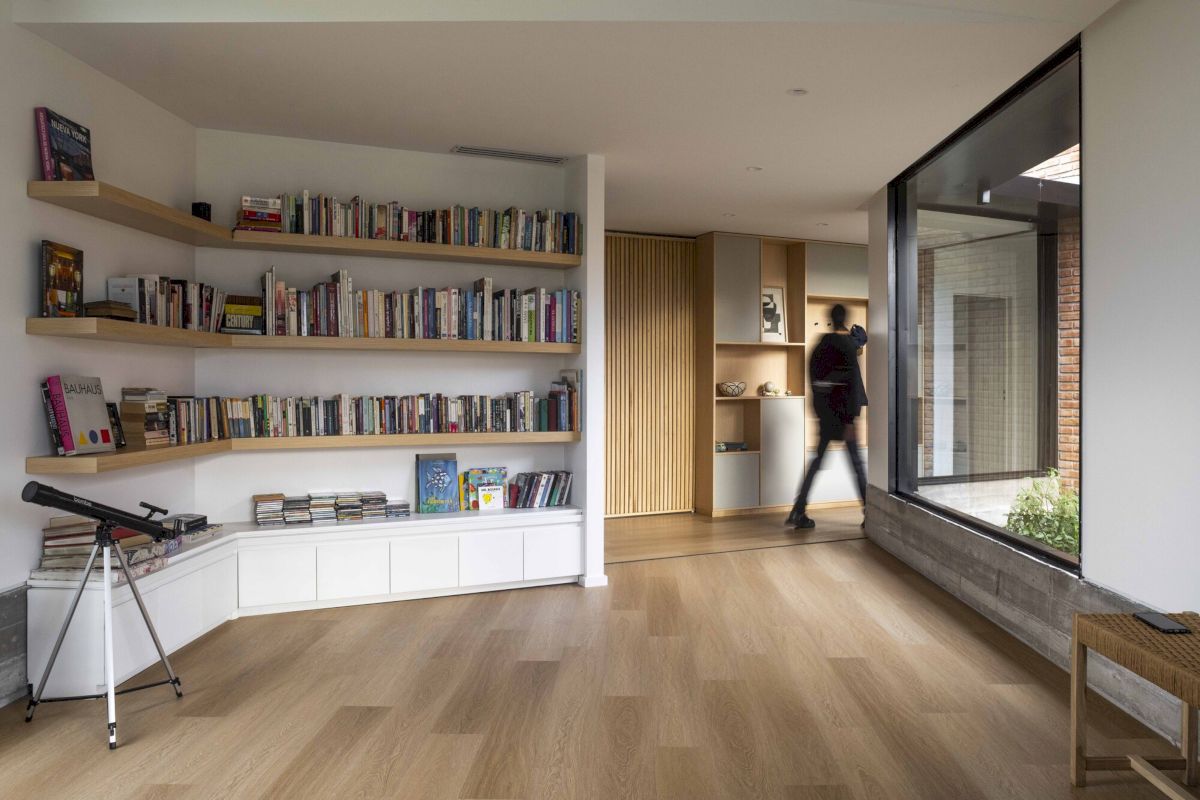 J House, Harmony of Form and Function by Pirca Arquitectura