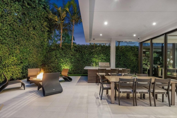 Custom Signature Estate with Exquisite Finishes in Boca Raton | Luxury ...