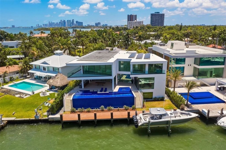 Unrivaled Luxury Living: Magnificent $23.9 Million Bayfront Haven on ...