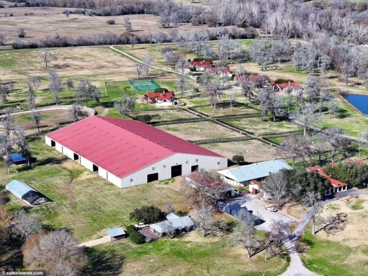 Inside Drake's New $15 Million Texas Ranch Complete with Organic Farm ...