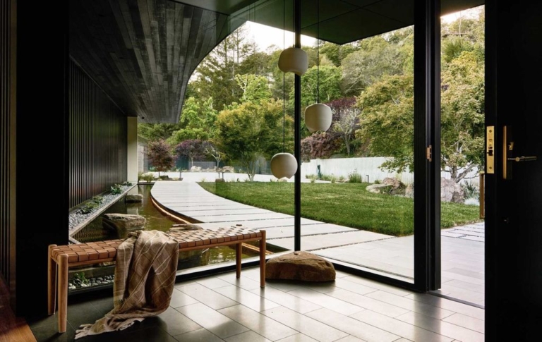 Kojima House, a Modernized Retreat by SWATT + PARTNERS