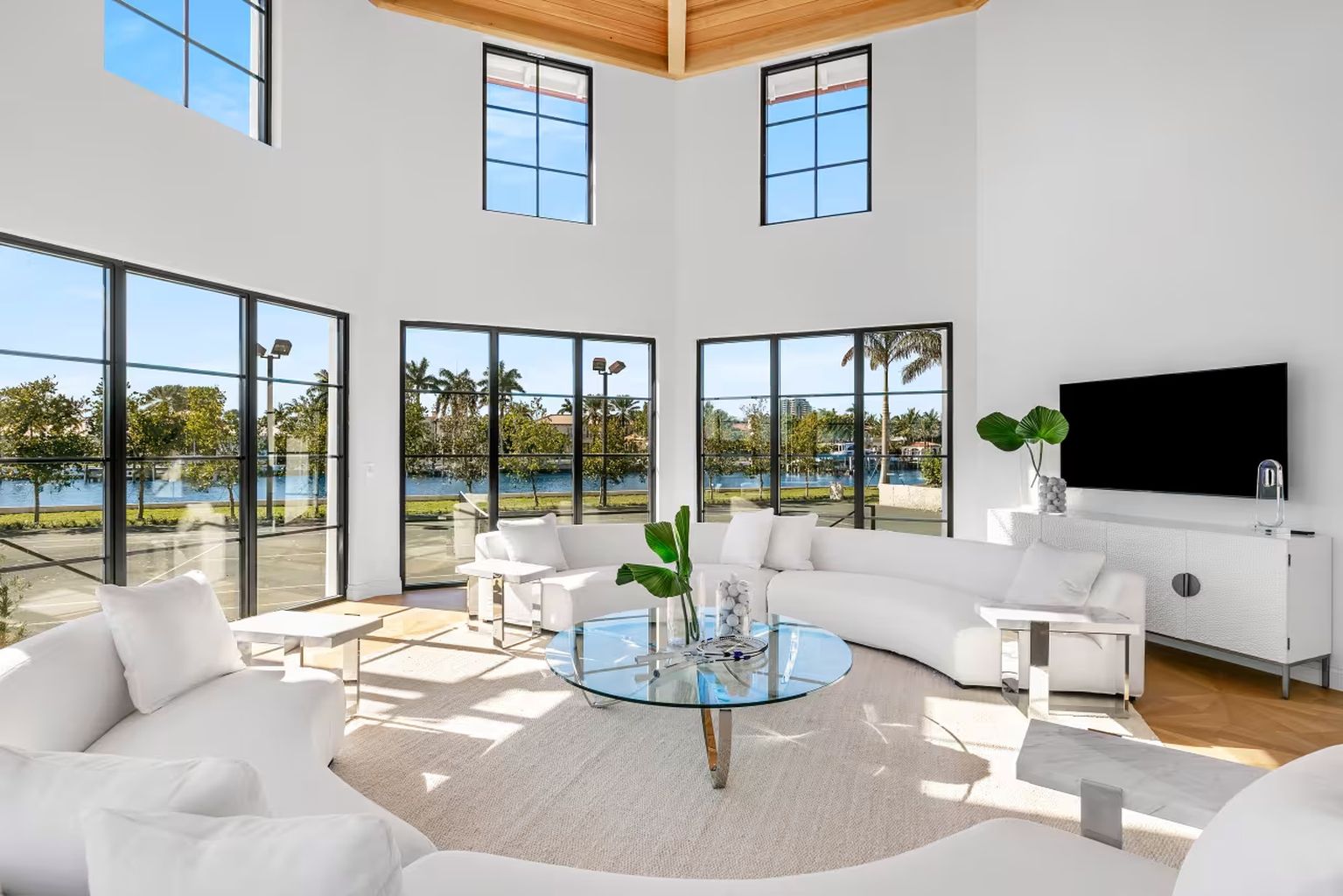 Michael Dorrell Buys Tarpon Island in Palm Beach for Record-Breaking ...