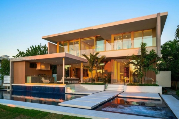 Unparalleled Waterfront Luxury: Own the $35 Million Masterpiece at 6494 ...