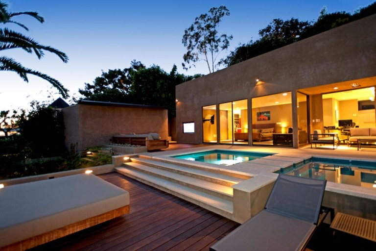 Cordell Drive, Modern House by Whipple Russell Architects | Luxury Houses