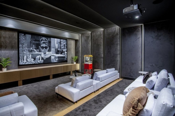 Hutton Drive 2641 House by Whipple Russell Architects | Luxury Houses