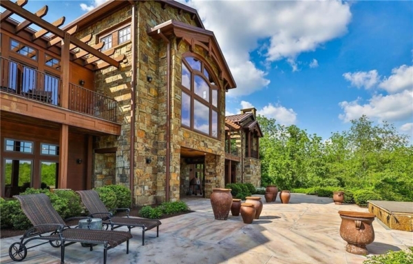 Magnificent Rustic Colorado-Style Home in Pennsylvania with Rolling ...