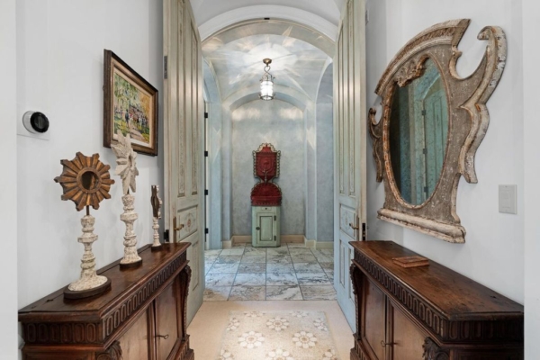 Opulent $16 Million Estate in the Desirable Bridle Path Enclave of the ...