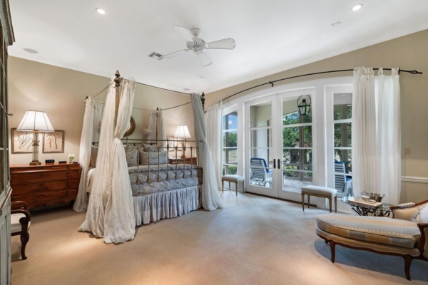 Opulent $16 Million Estate in the Desirable Bridle Path Enclave of the ...