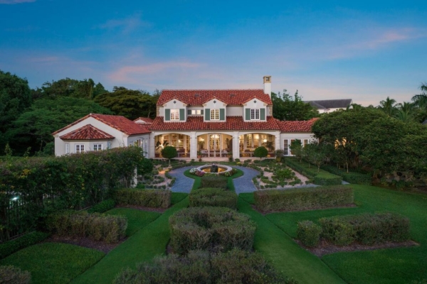 Opulent $16 Million Estate in the Desirable Bridle Path Enclave of the ...