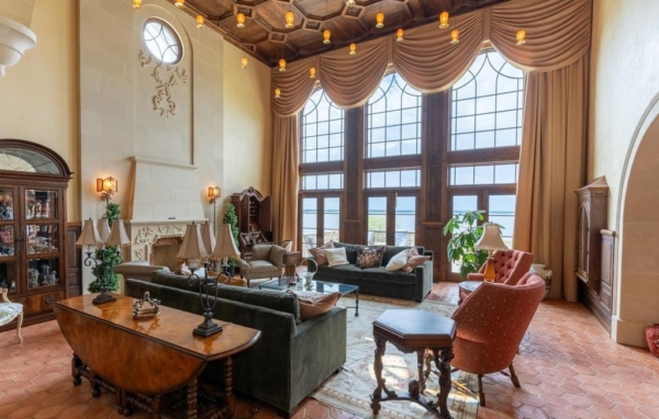 Tuscan-Inspired Mansion with Expansive Views Hits the Market in ...