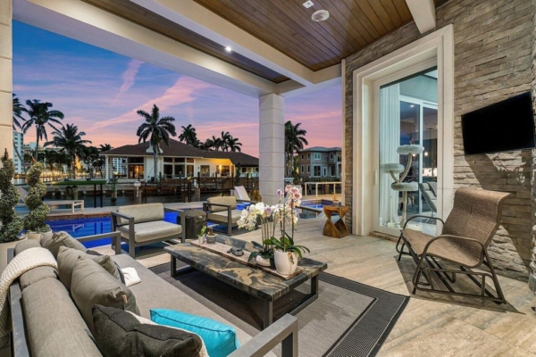 Exquisite $9 Million Waterfront Estate in Walkers Cay, Boca Raton ...
