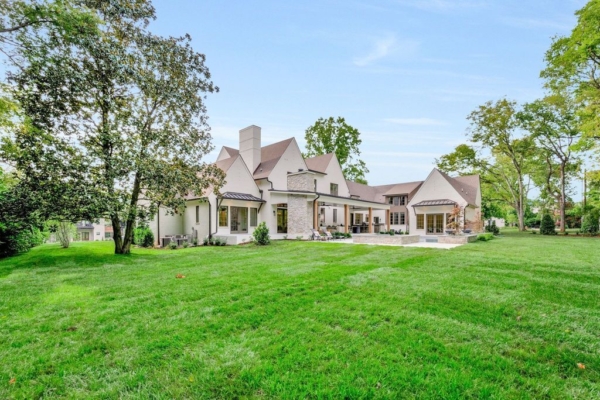 Tennessee Elegance: $5.5 Million New Construction Home with Tranquil ...