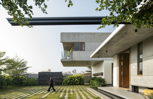 The Quarry House with Nature Harmony by Crest Architects | Luxury Houses
