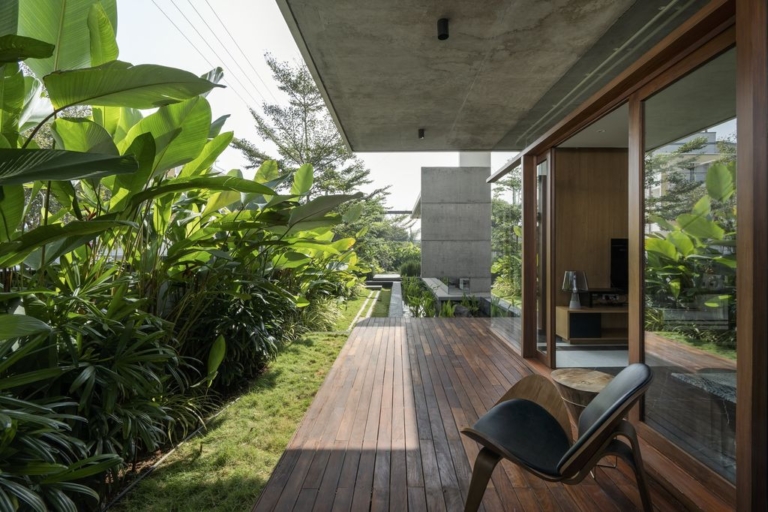 The Quarry House with Nature Harmony by Crest Architects | Luxury Houses