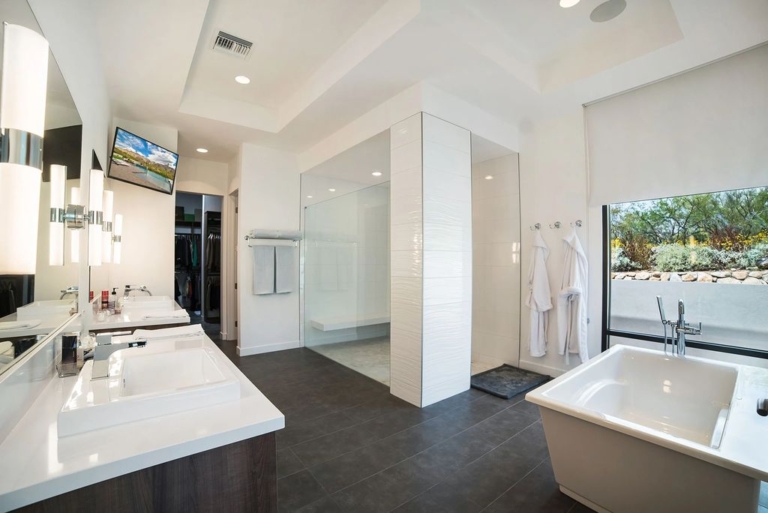 Topper House by Soloway Designs Architecture + Interiors