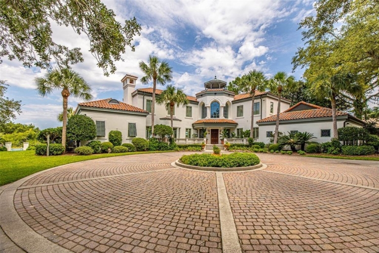 Estate with Impeccable Architecture and Open Floor Plan Listed at $8.95 ...