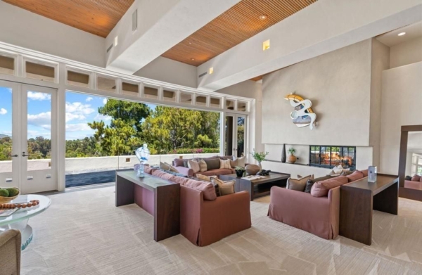 Magnificent 7-Acre Architectural Masterpiece by Weir Brothers in ...