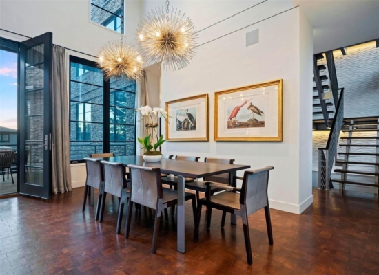 Timeless Architecture Defines This Extraordinary Contemporary Home in ...