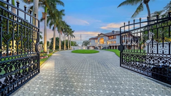 $28.4 Million Tuscan-Inspired Bayfront Neo-Classical Estate with ...