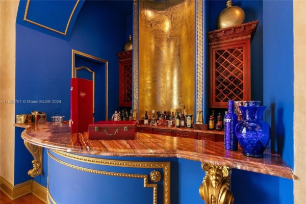 Exquisite $7.3 Million French-Renaissance Estate in Windmill Reserve ...