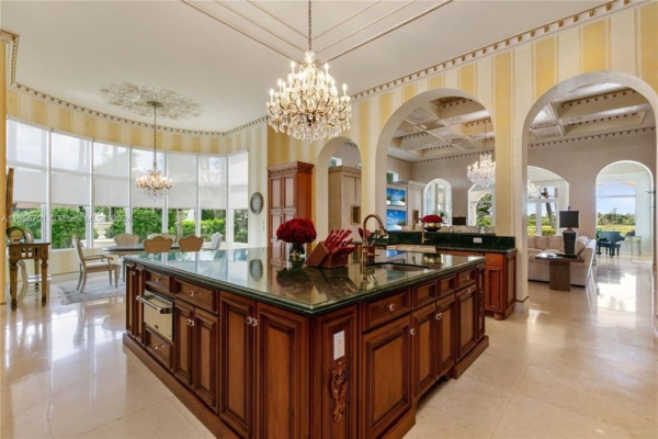 Exquisite $7.3 Million French-Renaissance Estate in Windmill Reserve ...