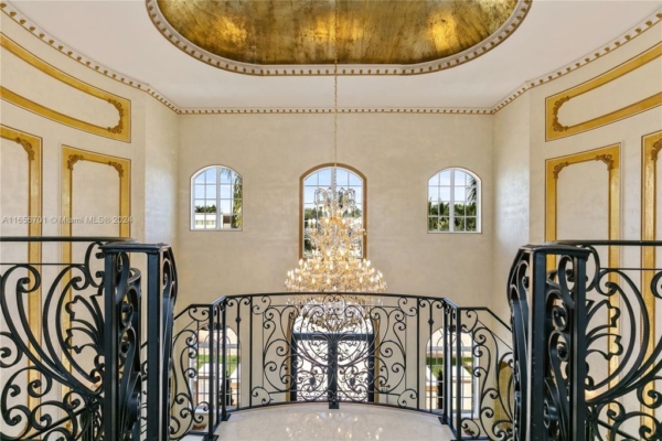 Exquisite $7.3 Million French-Renaissance Estate in Windmill Reserve ...