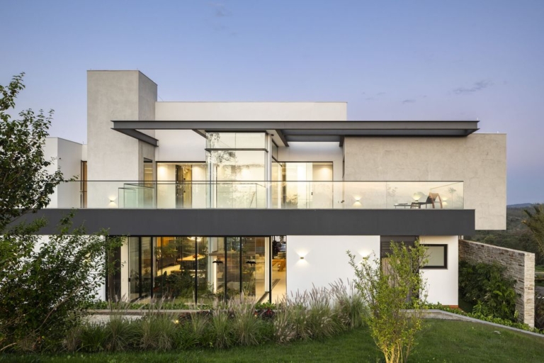 MSA House, Modern Design and Nature by Raiz Arquitetura