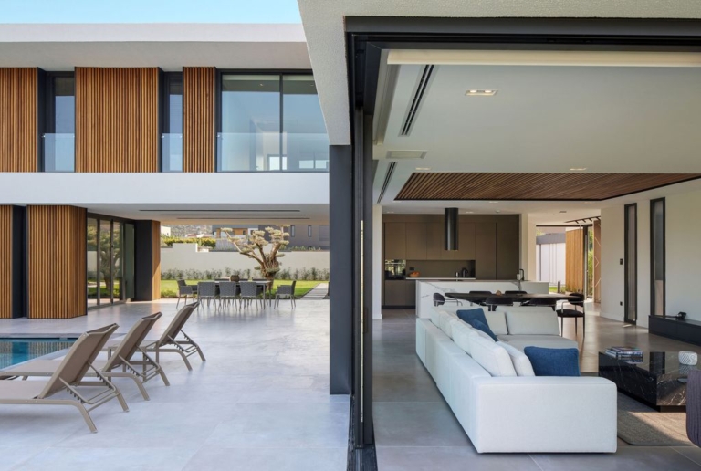 Mamurbaba House, Modern Sanctuary by Bago Architecture | Luxury Houses