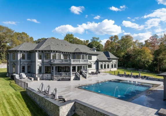Connecticut Custom-Built Luxury Residence with Cutting-Edge Smart Home ...