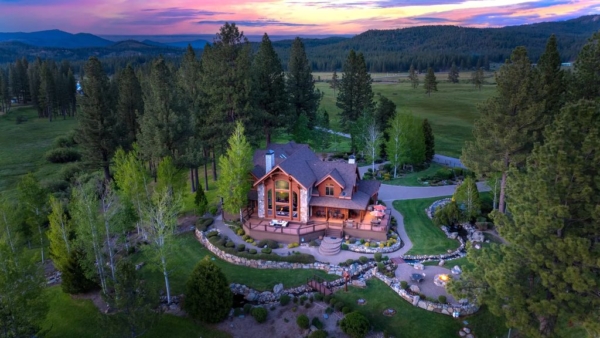 Legendary 765-Acre Ranch with Pastureland, Timberland, and Natural ...