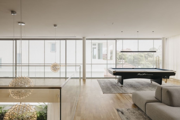 Screen House offers Modern Living by Ming Architects | Luxury Houses