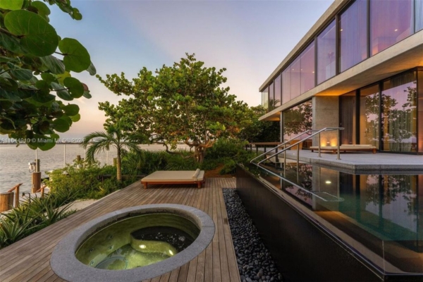 $24.9 Million Zen Waterfront Masterpiece with Bay Views and Lush ...