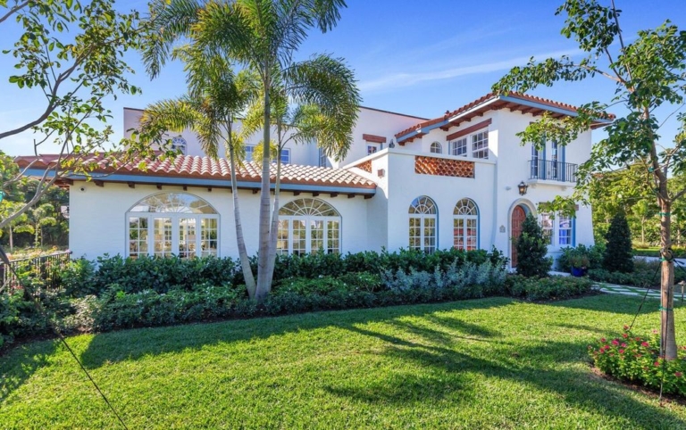 Luxurious $13 Million Historic Estate with Guest Cottage and Pool in ...