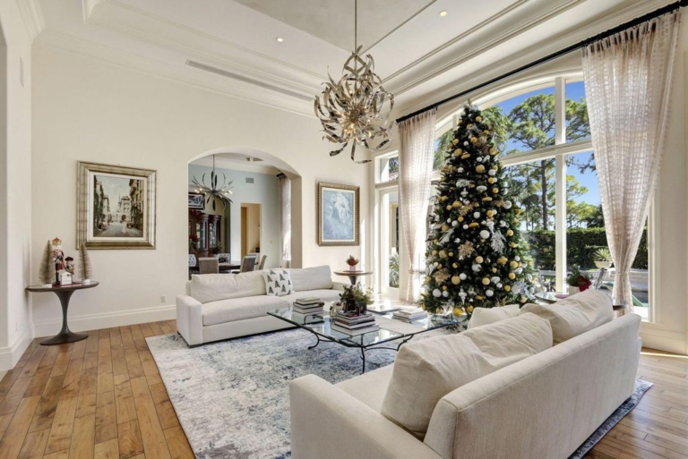 Stunning $14.5 Million Custom Estate in The Bears Club Jupiter with ...