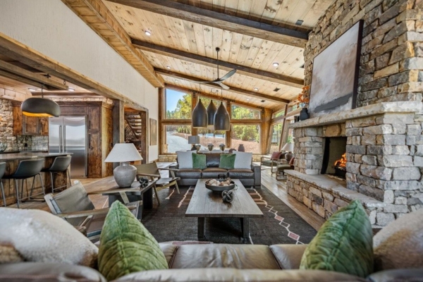 A Masterpiece by Keith Sumner: Stunning Retreat on Lake Blue Ridge for ...