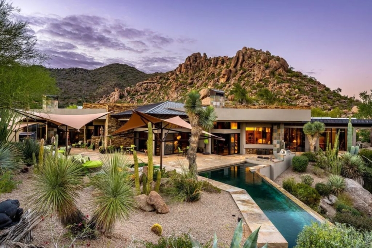 Exclusive Arizona Estate: Single-Level Home with Stunning Views on Over ...