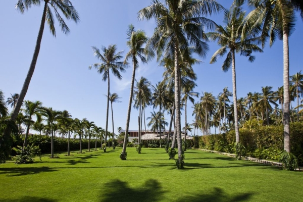 Oceanique Villas, seaside sanctuary by MM++ Architects MIMYA | Luxury ...