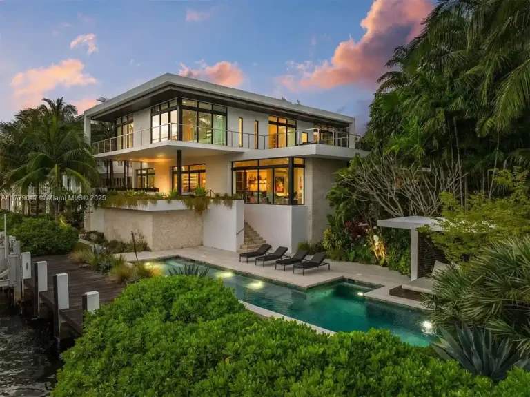 Miami Luxury Houses for Sale | Exclusive Miami Estates and Waterfront Homes