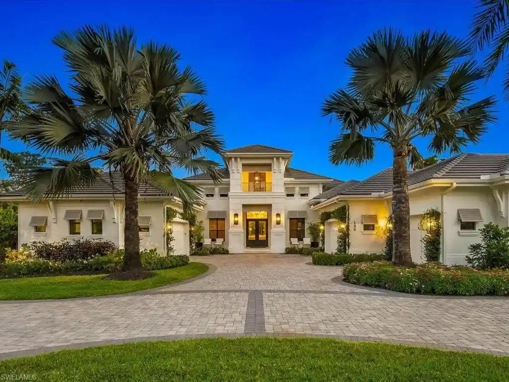 186 North St Naples FL – $14M Stunning Estate With Golf Hole ...