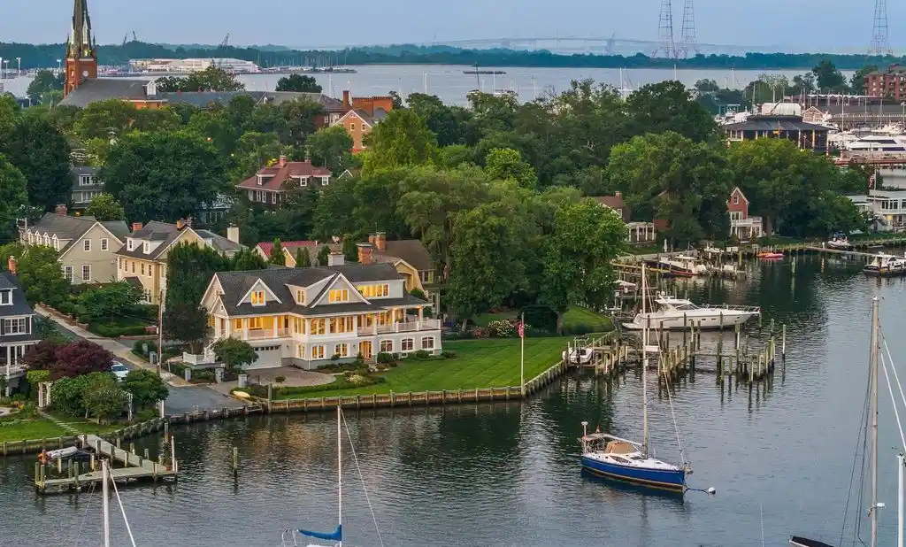 Extraordinary Opportunity at 17 Revell St — The Sole Gated Waterfront ...