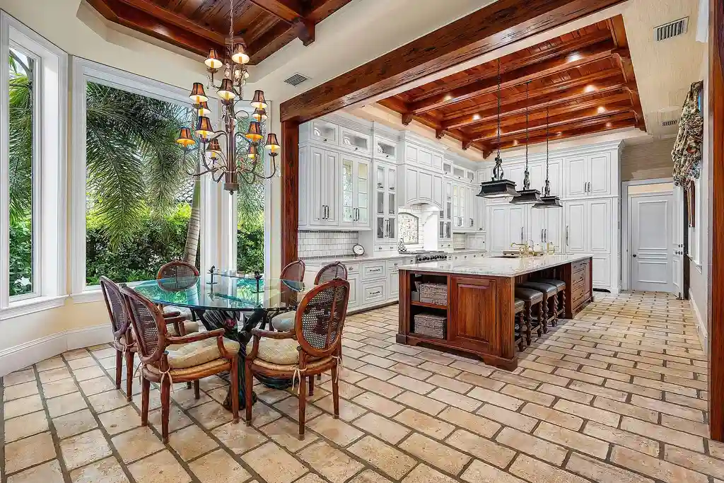 518 Harbor Court – $11M Luxurious Beach-Access Villa With Stunning ...