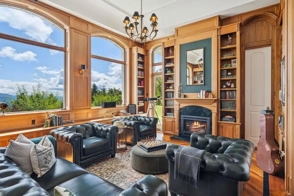 Extraordinary Estate at 189 Upper Springs Road, Vermont: ‘Above the ...
