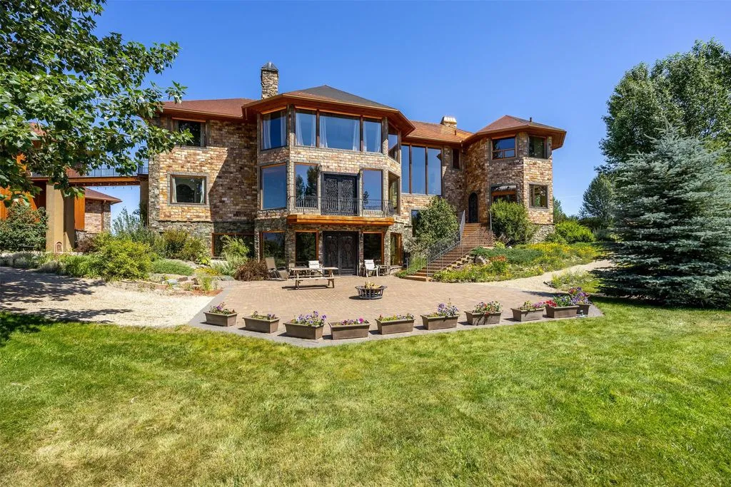 859 Hamilton Heights Rd: An Extraordinary Montana Estate With Resort ...